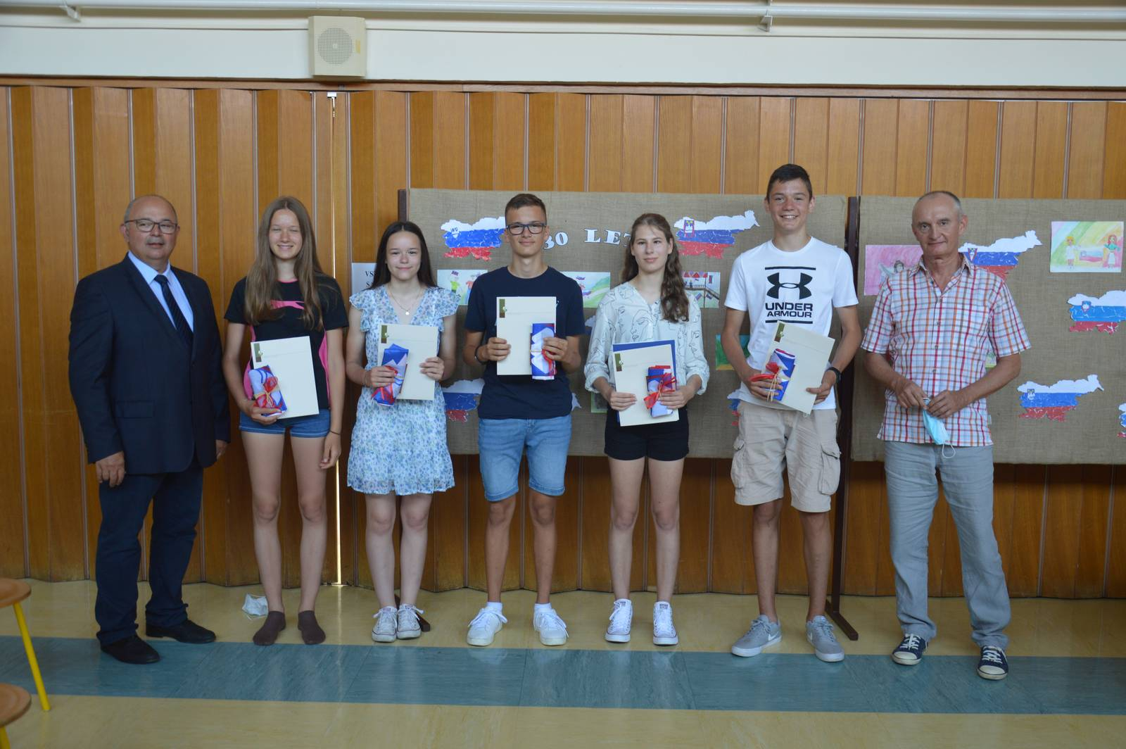 Uspešni učenci prejeli priznanja